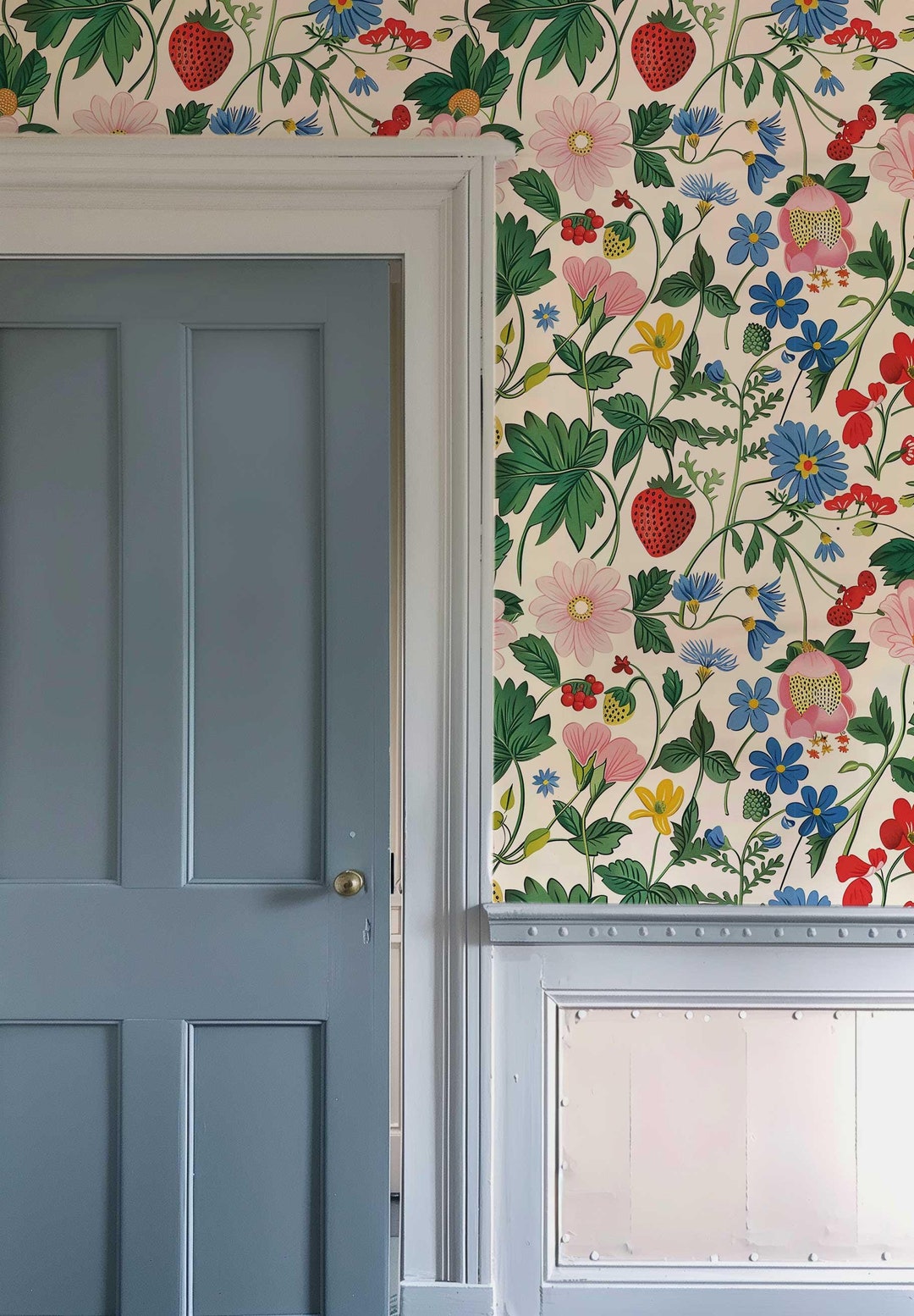 Funky Flower Wallpaper, Vintage Strawberry Removable Wallpaper, Retro ...