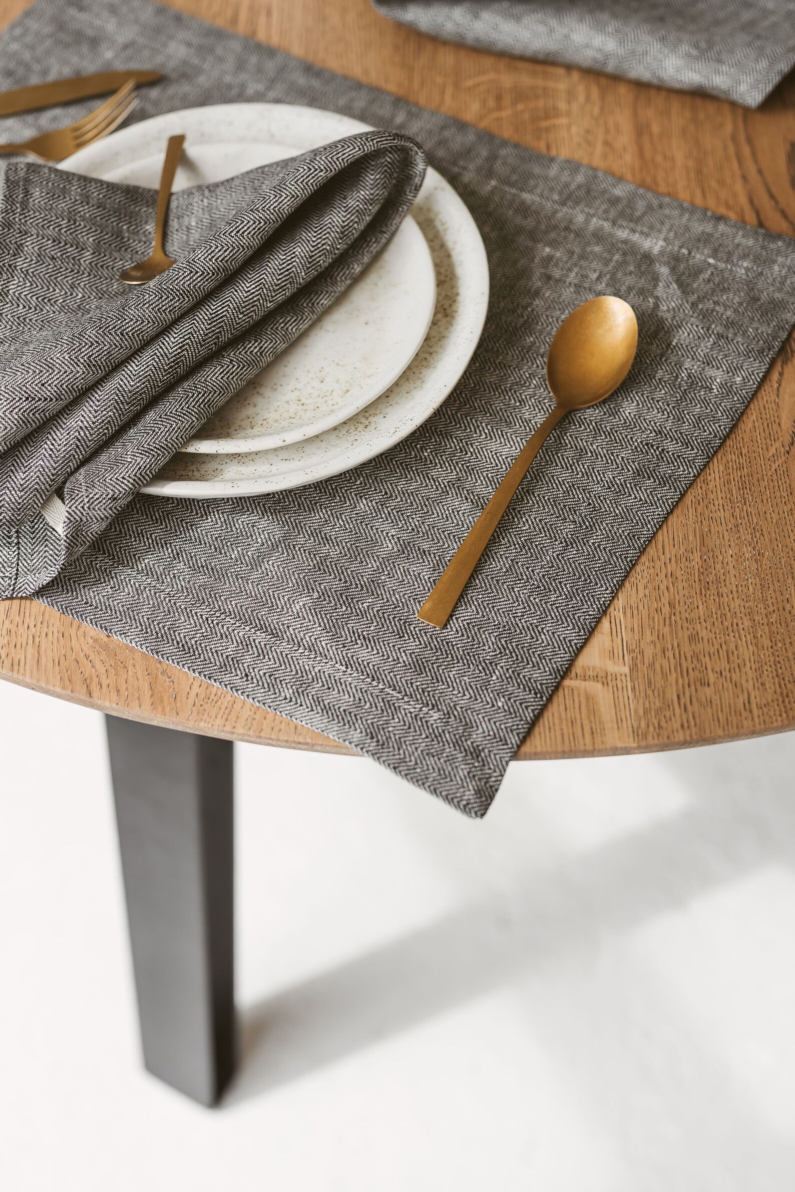 Modern Black Linen Napkins for Holiday, Christmas, Thanksgiving. Cloth ...