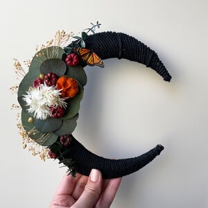 Fall Moon Wreath, Dried Eucalyptus Crescent Moon Wreath, Boho Wall ...