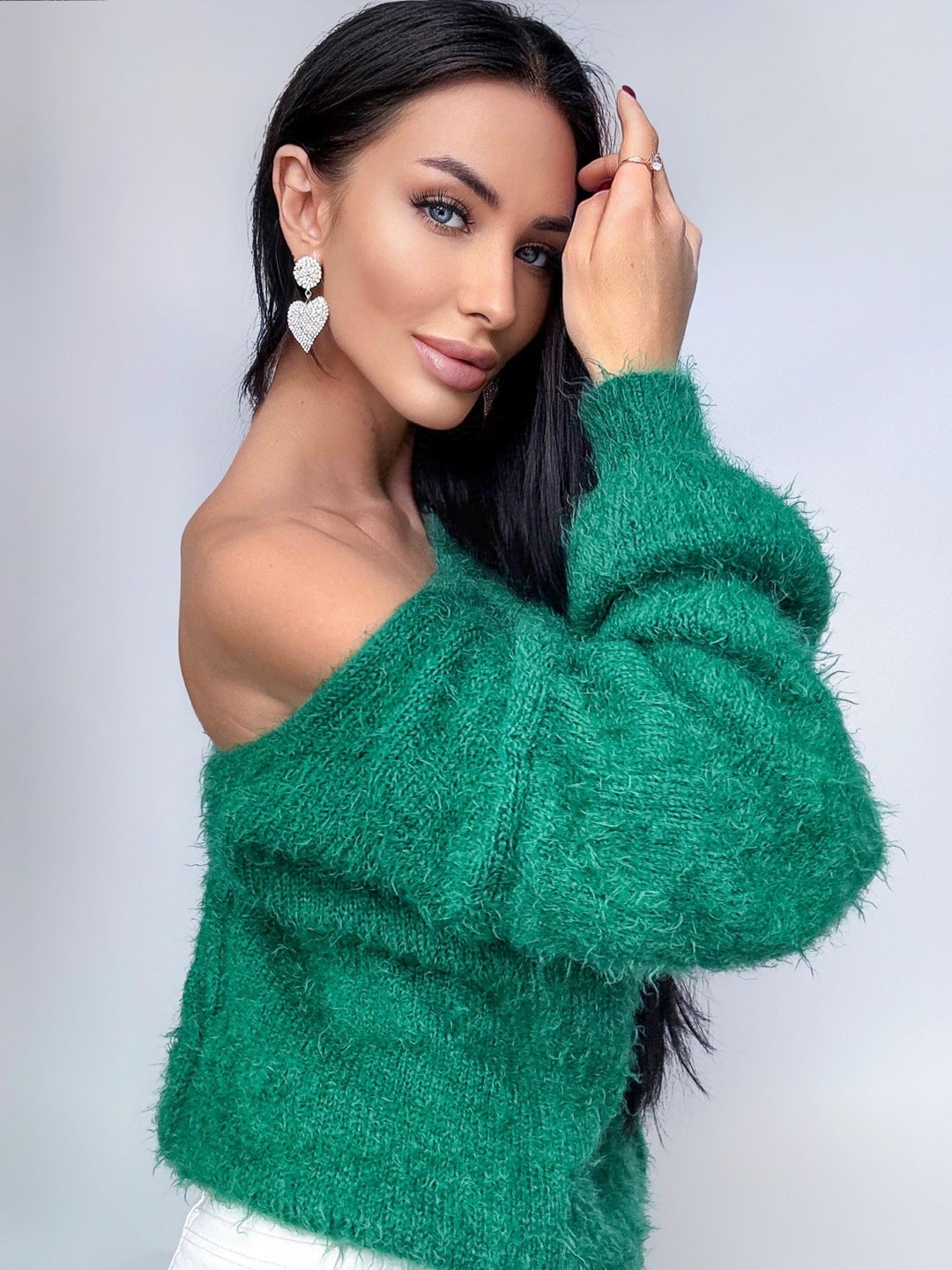 Green Soft Fluffy Hand Knit Body Friendly Wool Free Sweater Open Back ...