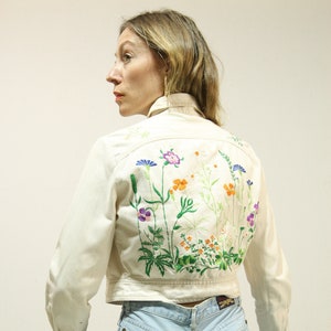 Xs-sm 1970s Insane White Vintage Denim Jacket With Intricate Xs-sm 1970s Insane White Vintage Denim Jacket With Intricate