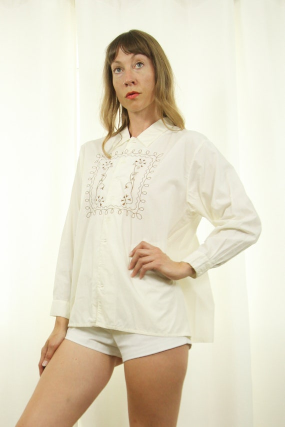 Plus Size Vintage 1990s White Blouse with Western Bib… - Gem