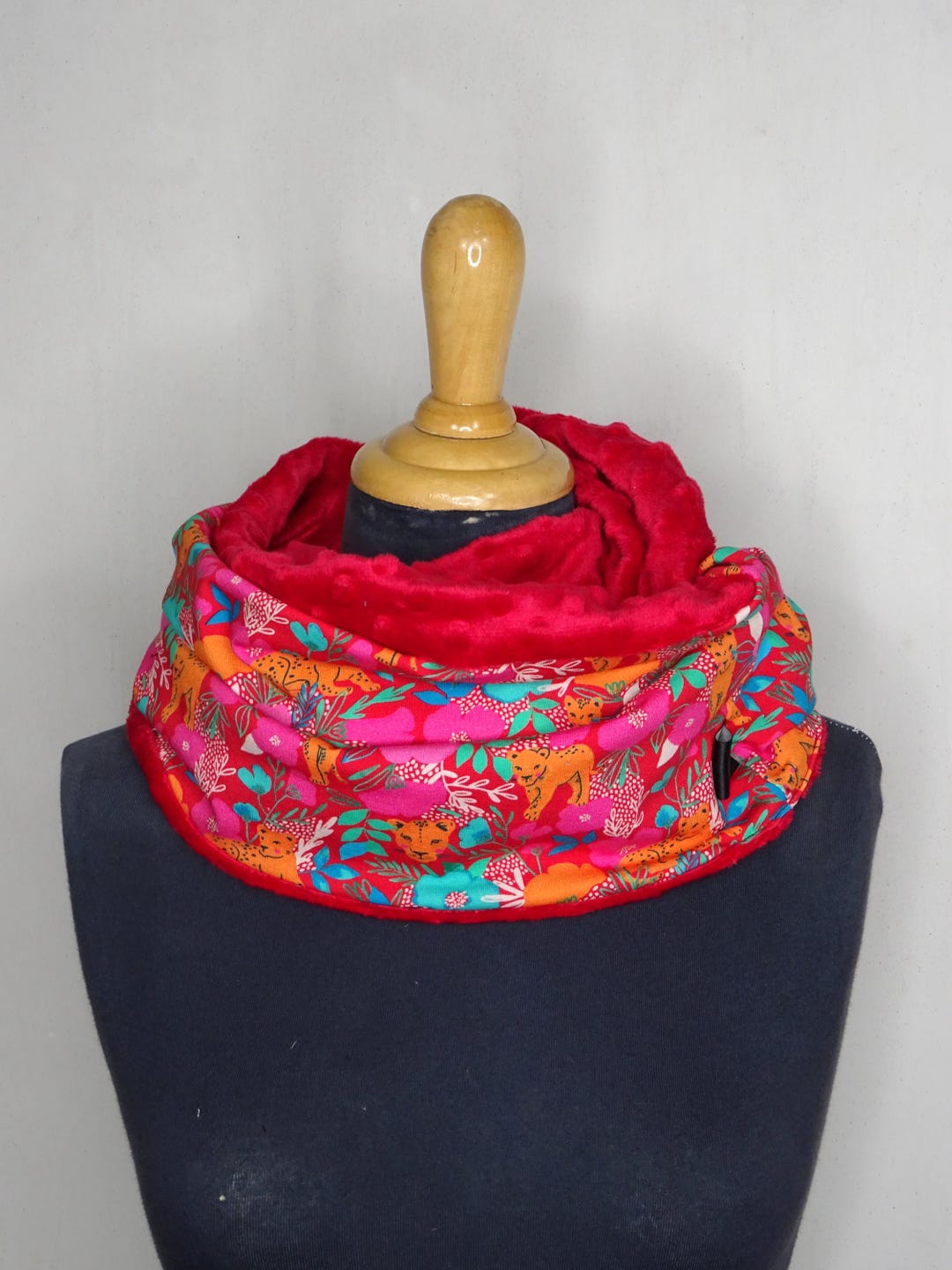 Trendy Women's Snood, Double Collar, Tube Scarf With Flower Pattern ...