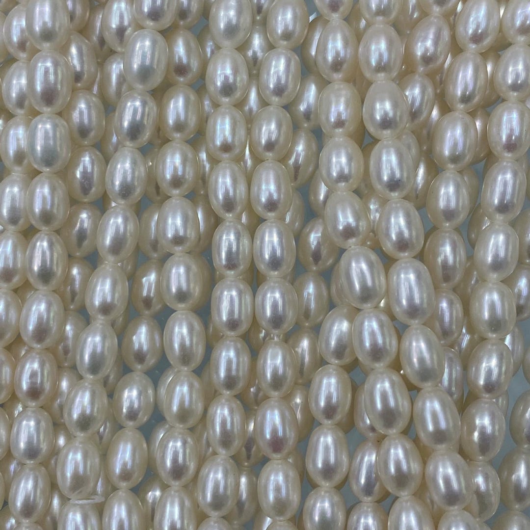 Rice Freshwater Pearl Beads: Genuine Cultured Pearls, 15