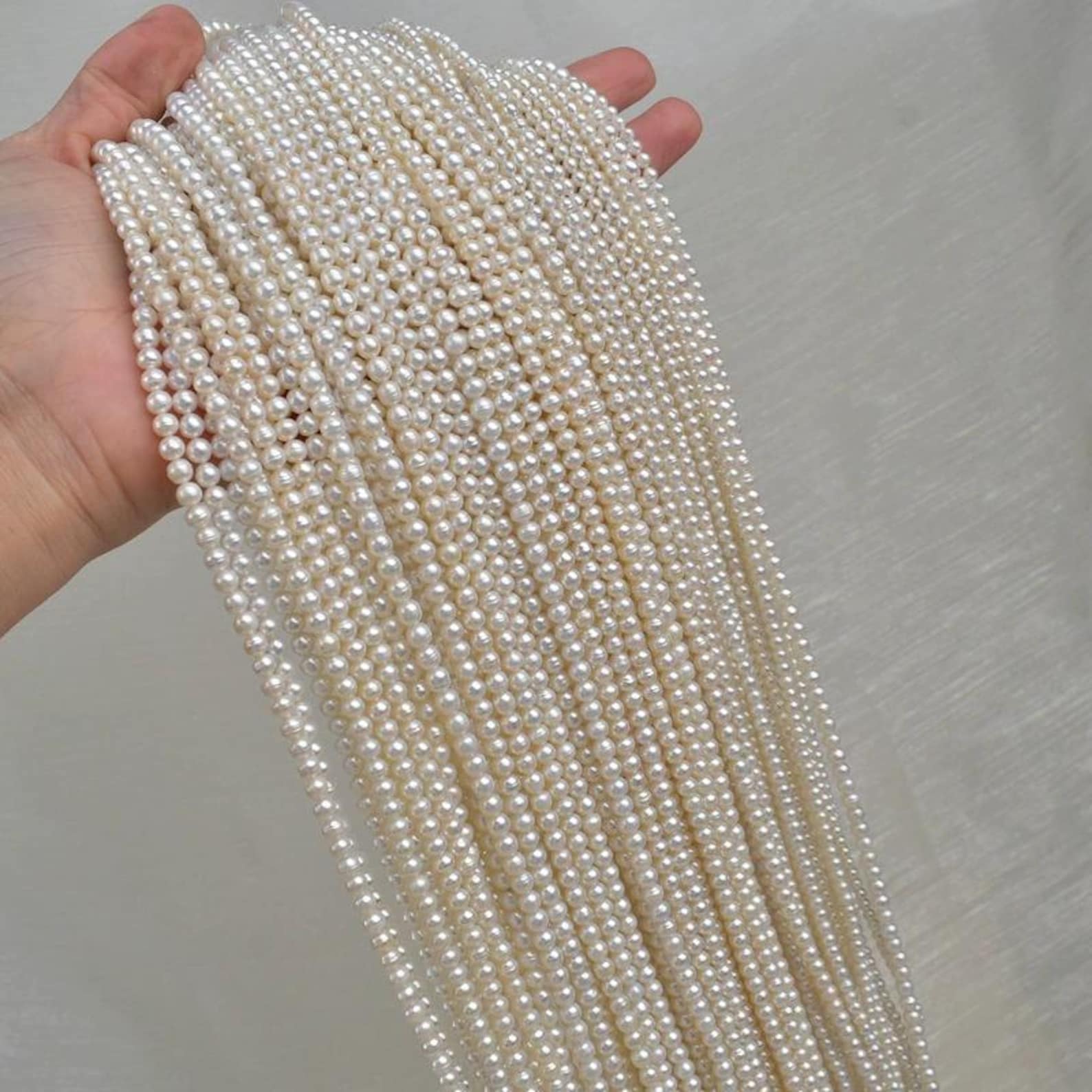 White Natural Near Round Pearl Beads: Threaded AK Freshwater Pearl ...