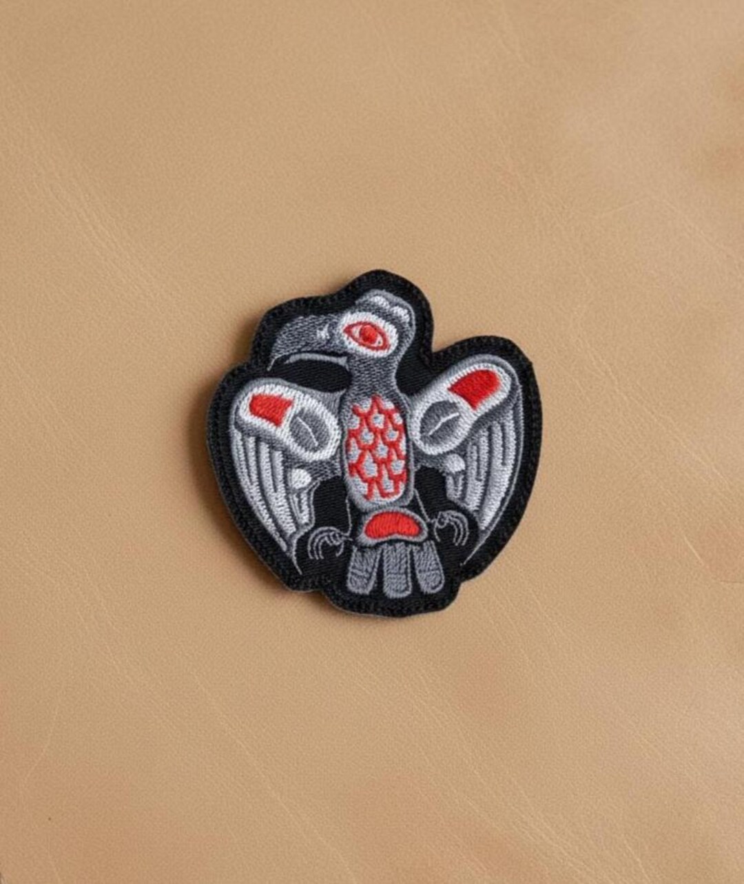 Embroidered Raven Totem Pole Patch: Iron-on Bird Crest - Etsy