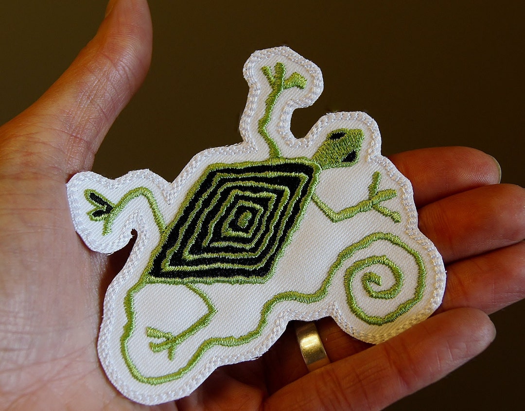 Lizard Iron on Patch Embroidered Cave Art Lizard on Fabric Patch by ...