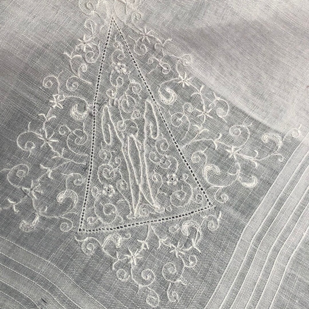 Lavender Sachet Made From A White Antique Handkerchief With a - Etsy