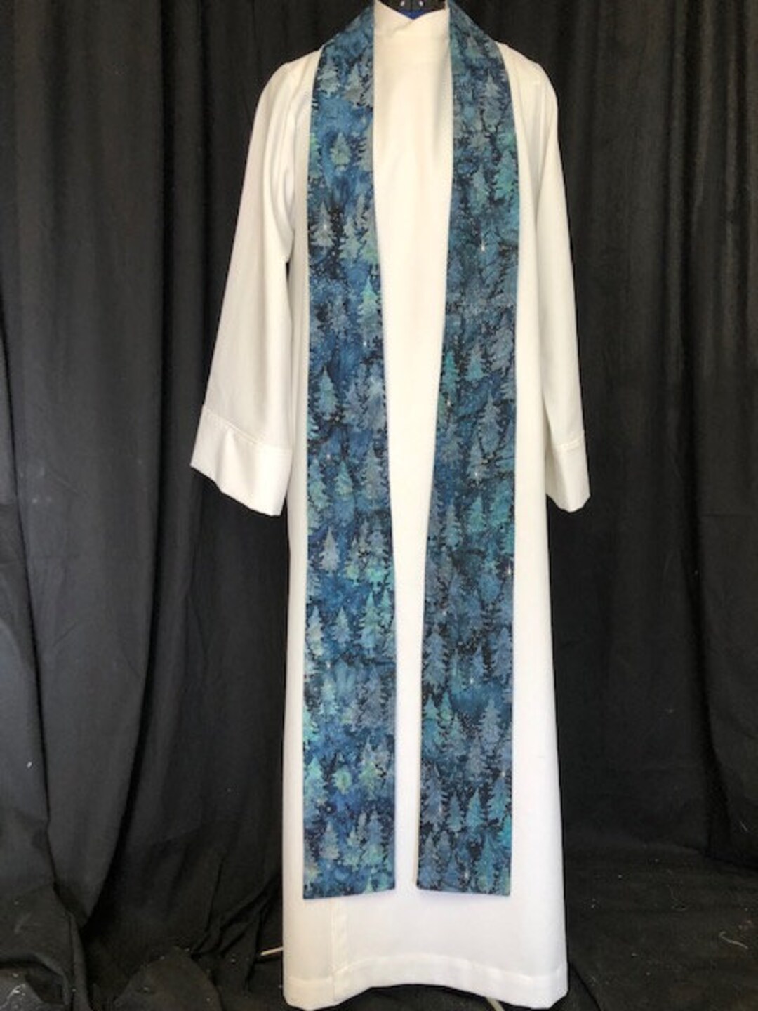 Blue Christmas Snow on the Pines Advent Stole - Etsy