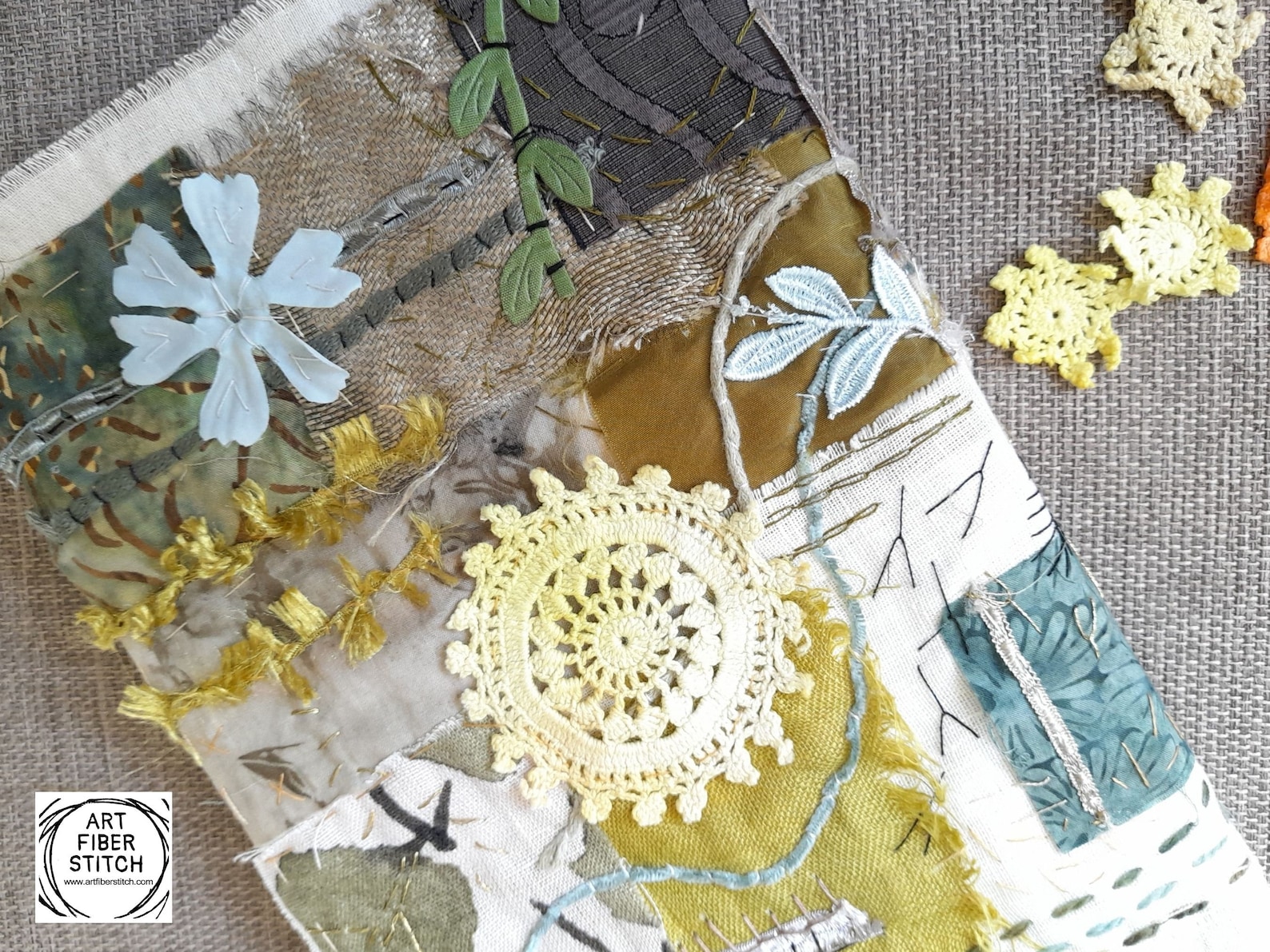 Fabric Collage Slow Stitching Kit: Textile Craft, Beginners Embroidery ...