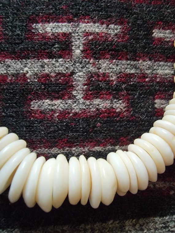 native bone choker - Gem