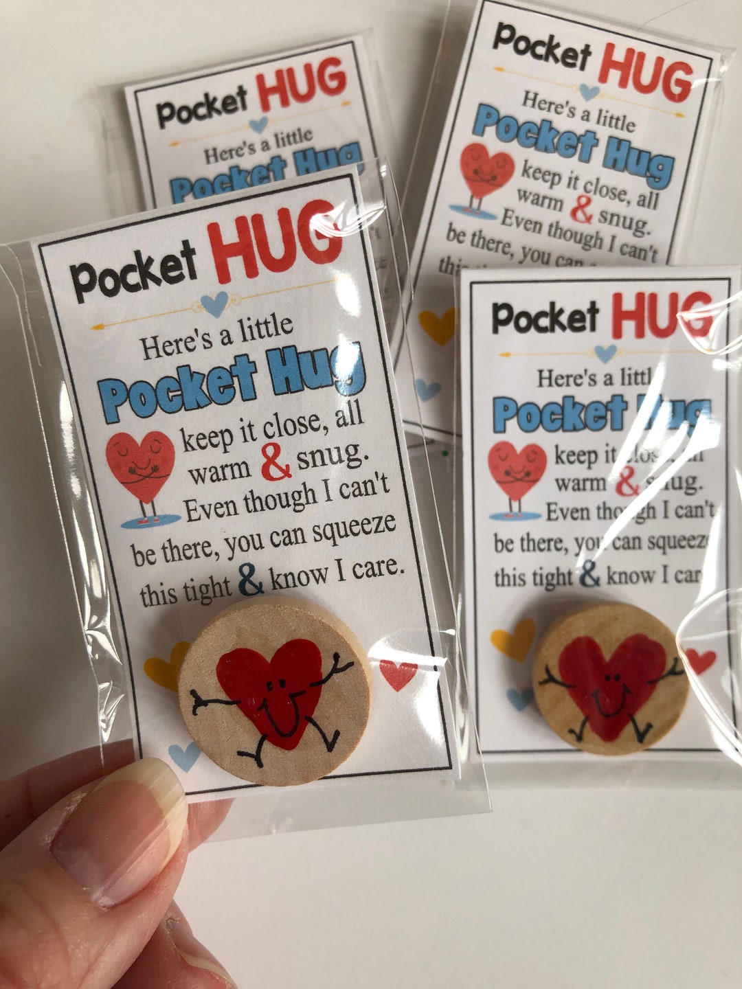 POCKET HUG Gift Bag - Small - Sweet Thoughts Gift, Mom, Friends ...