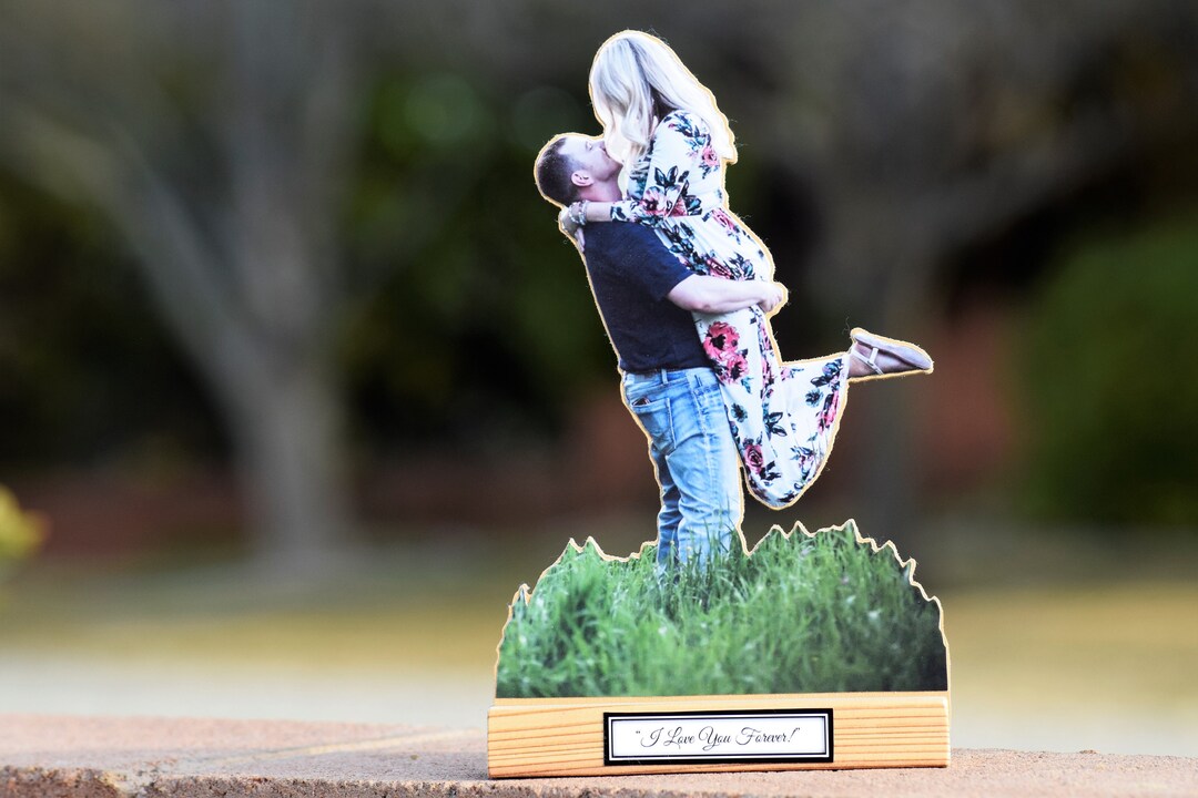 Personalized Photo Statue: Romantic Keepsake Gift - Etsy
