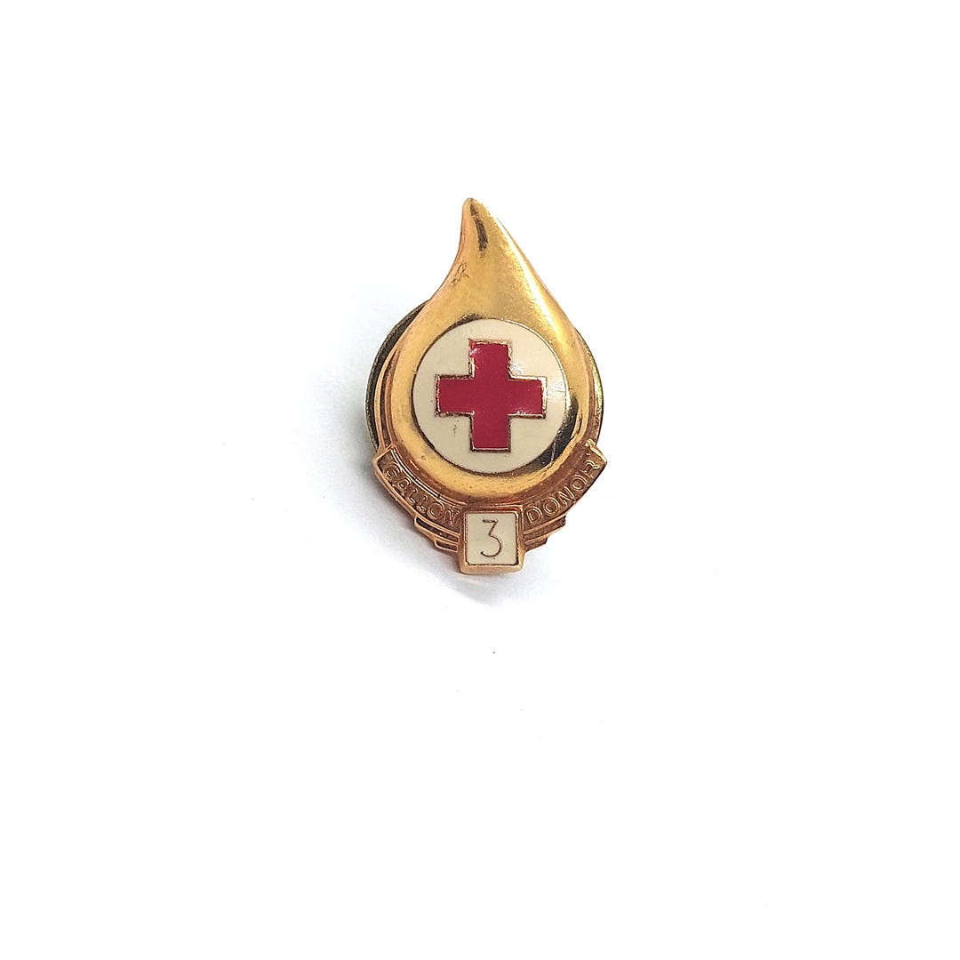 American Red Cross 3 Gallon Donor Pin Lapel Enamel Collectible Award ...