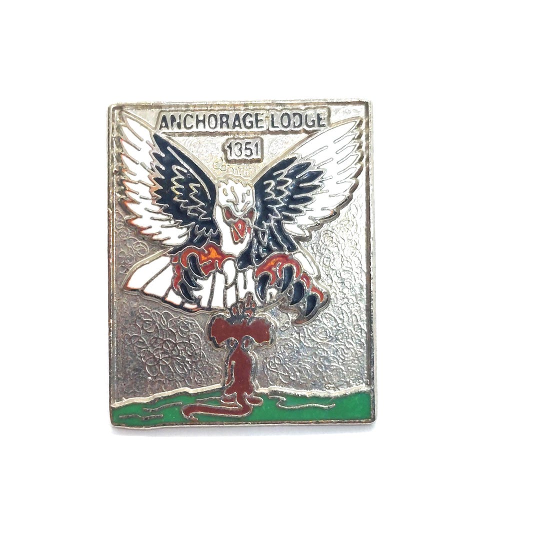 Anchorage Lodge 1351 Eagle Clutching Mouse BPOE Elks Fraternal Lapel ...