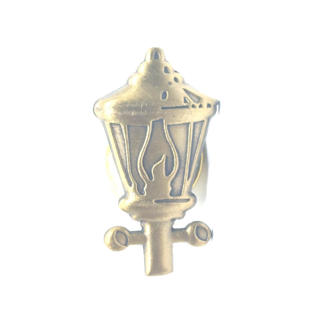 Vintage Lantern Lamp Post Torch Pin Lapel Enamel Collectible Brass Tone ...