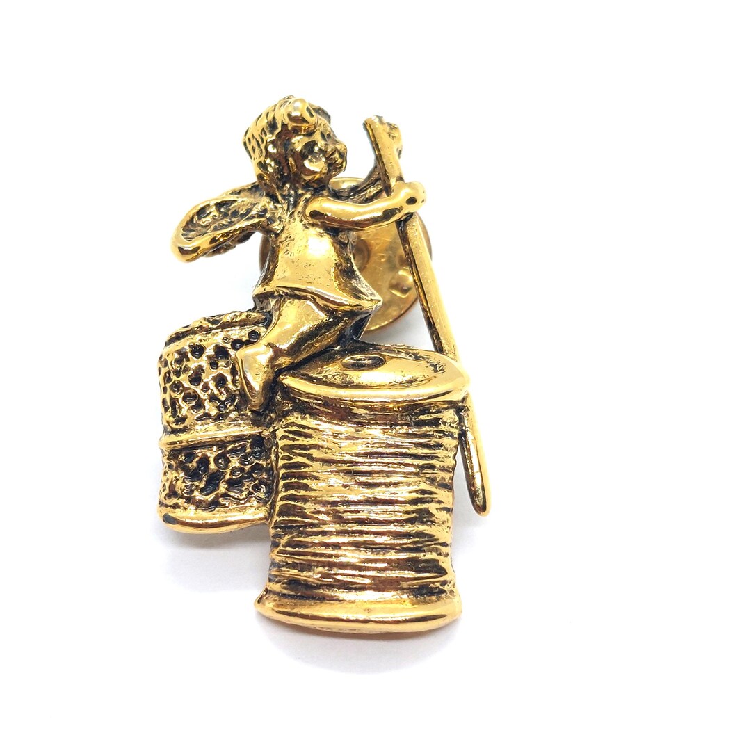 Vintage Angel Needle & Thread Brooch Pin Lapel Enamel Collectible CAMCO ...
