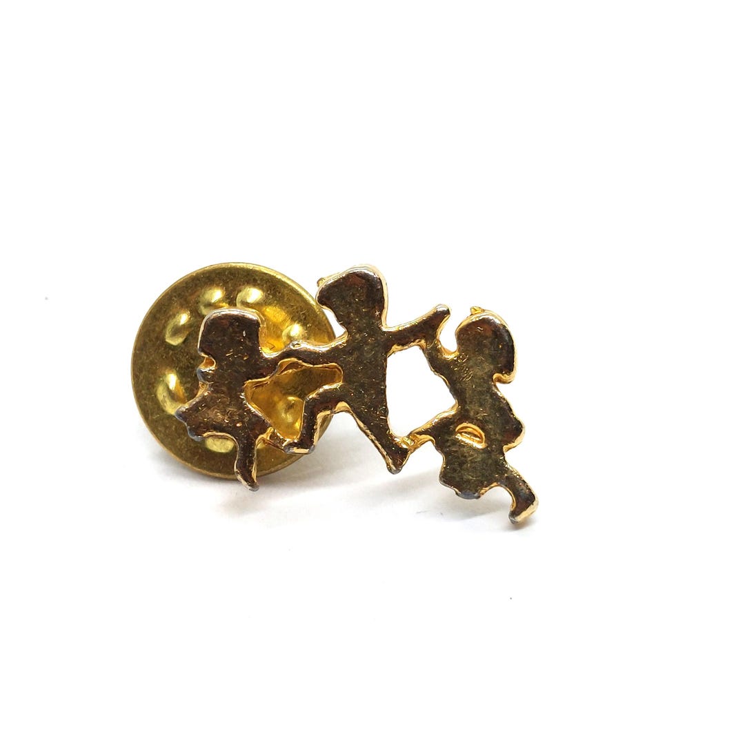 Children Holding Hands Friendship Pin Collectible Youth Group Community ...