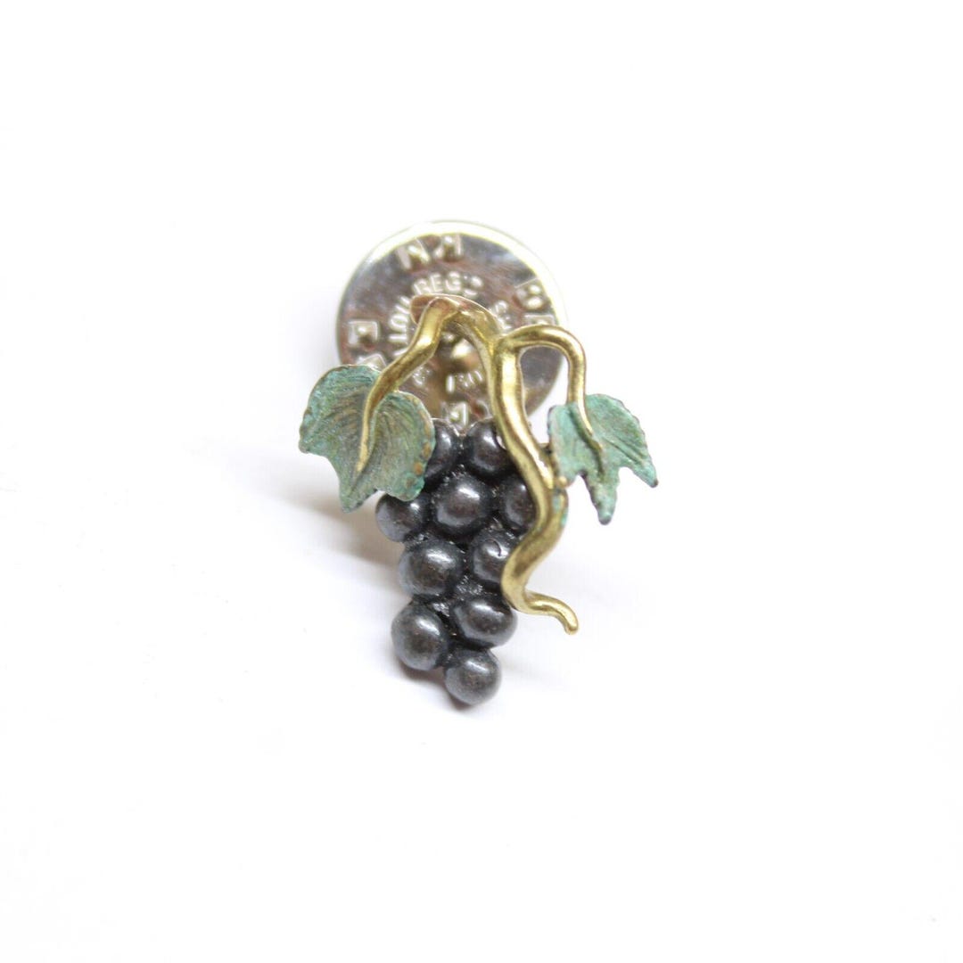 Grapes Pin Vine Lapel Enamel Collectible - Etsy