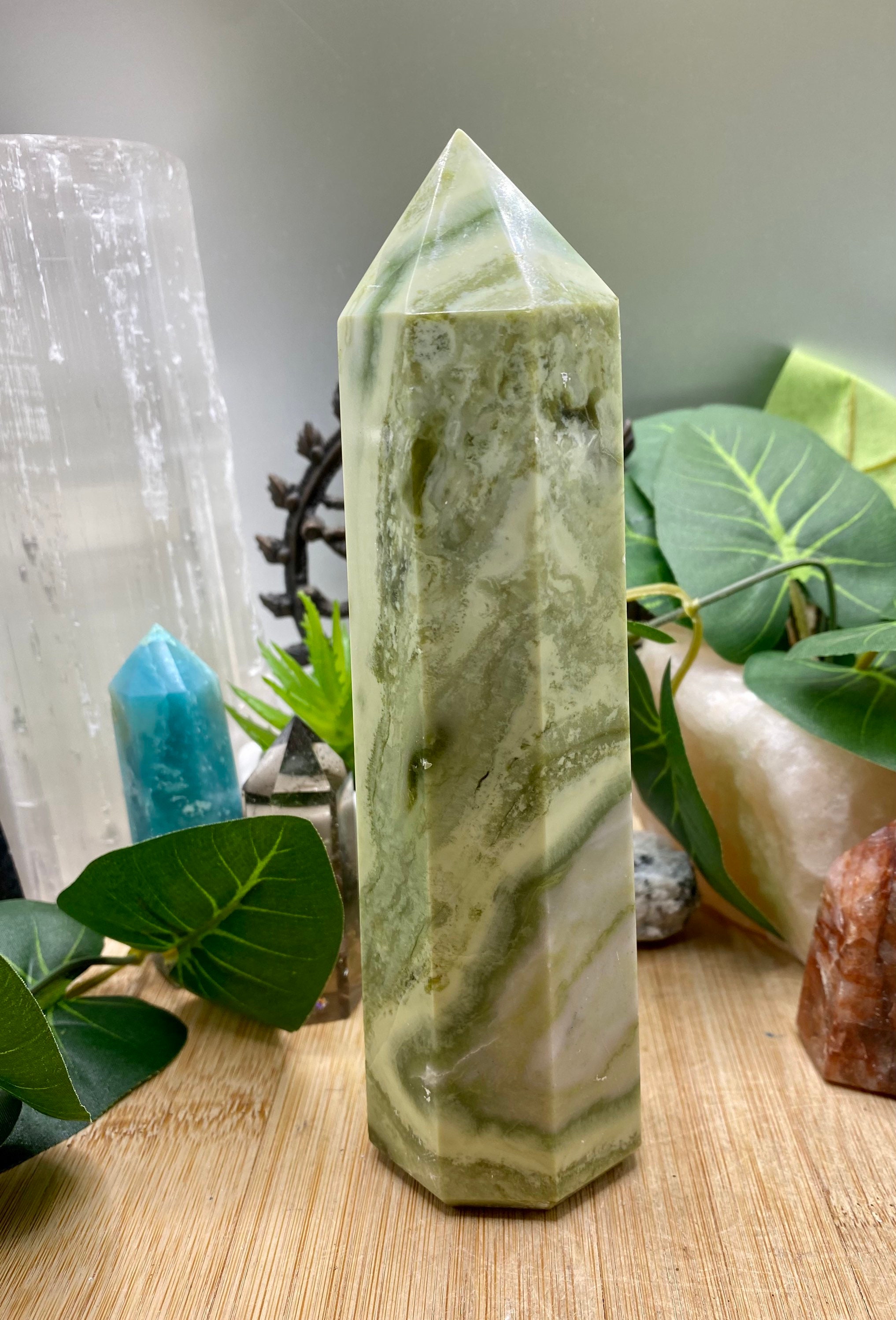 Infinite Stone serpentine tower point INFINITE1