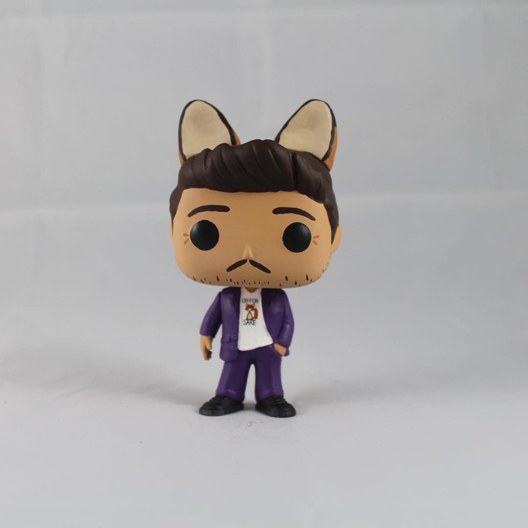 Custom Figure of Pedro Pascal (fox) - Etsy Canada