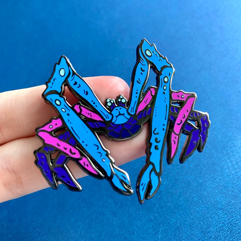 Crab Pin - Etsy
