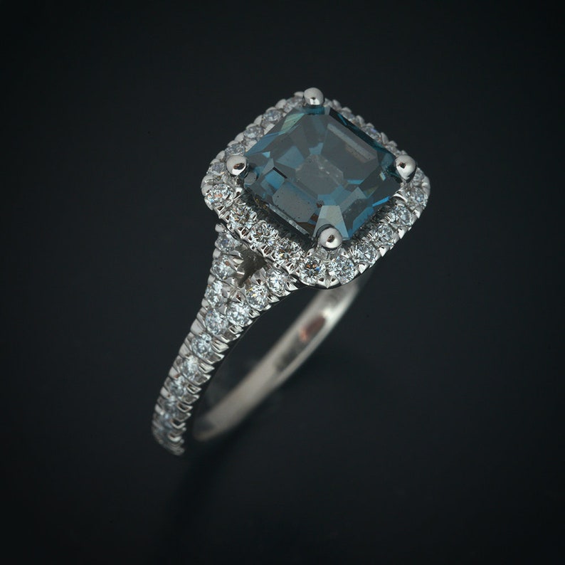 Blue Diamond CVD 1.94ct Ascher/emerald Lab Grown Diamond in a - Etsy