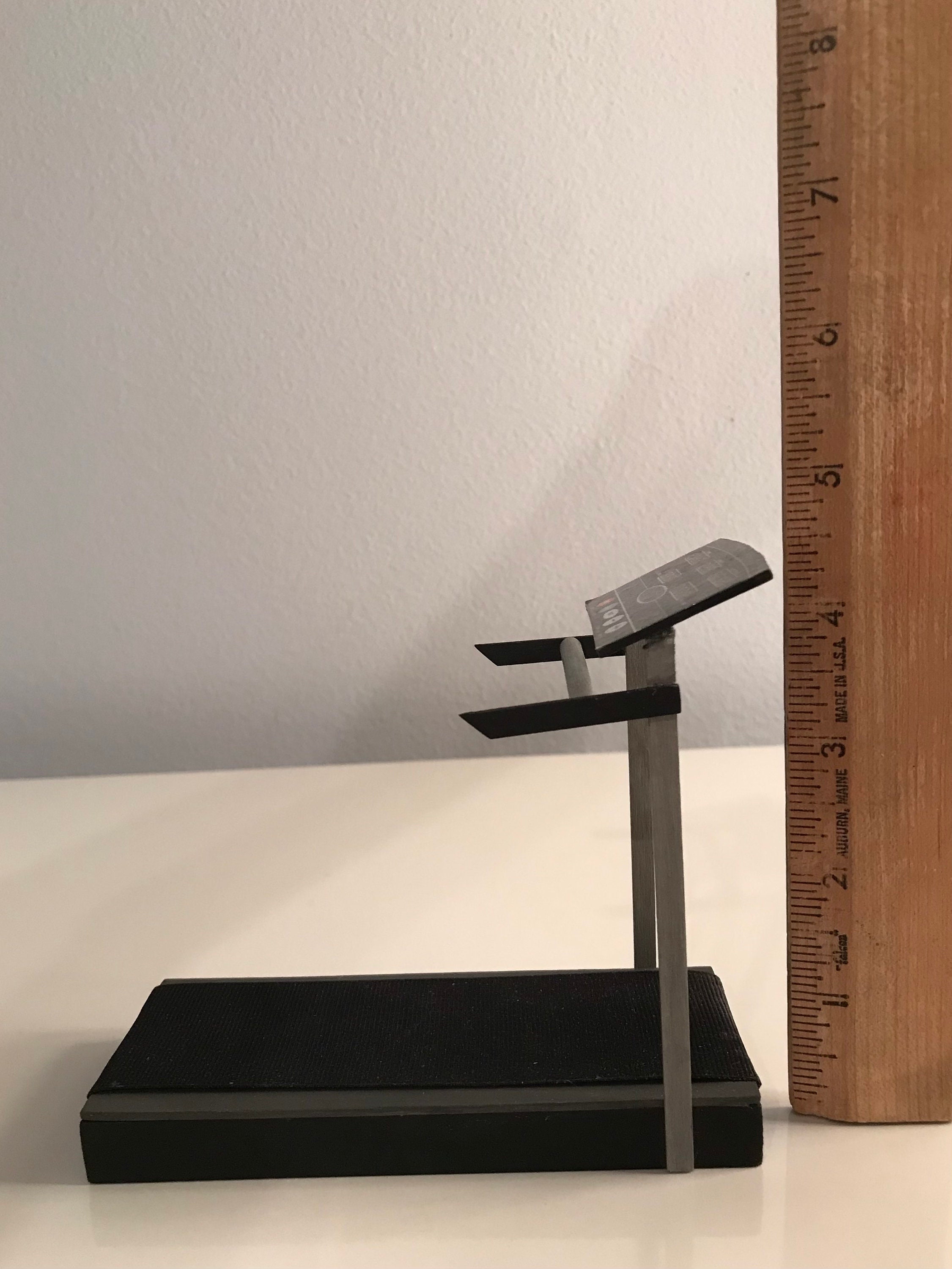 Dollhouse Miniature Exercise Gym Equipment - Treadmill 1:12 Scale ...