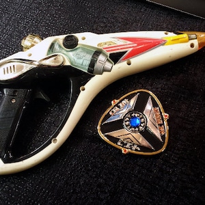 Standard Time Traveler Cosplay Metal Badge 2.0 Prop Replica Ranger ...