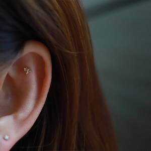 Super Tiny 18 Gauge Flat Back Labret Internally Threaded,delicate Gold ...