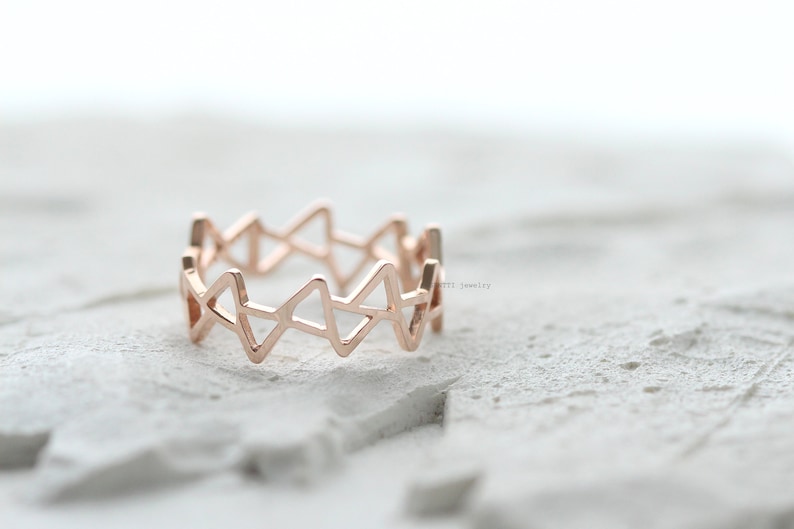 14K Gold Open Triangle Ring,stacking,gold Rope Ring,skinny Ring in 14k ...