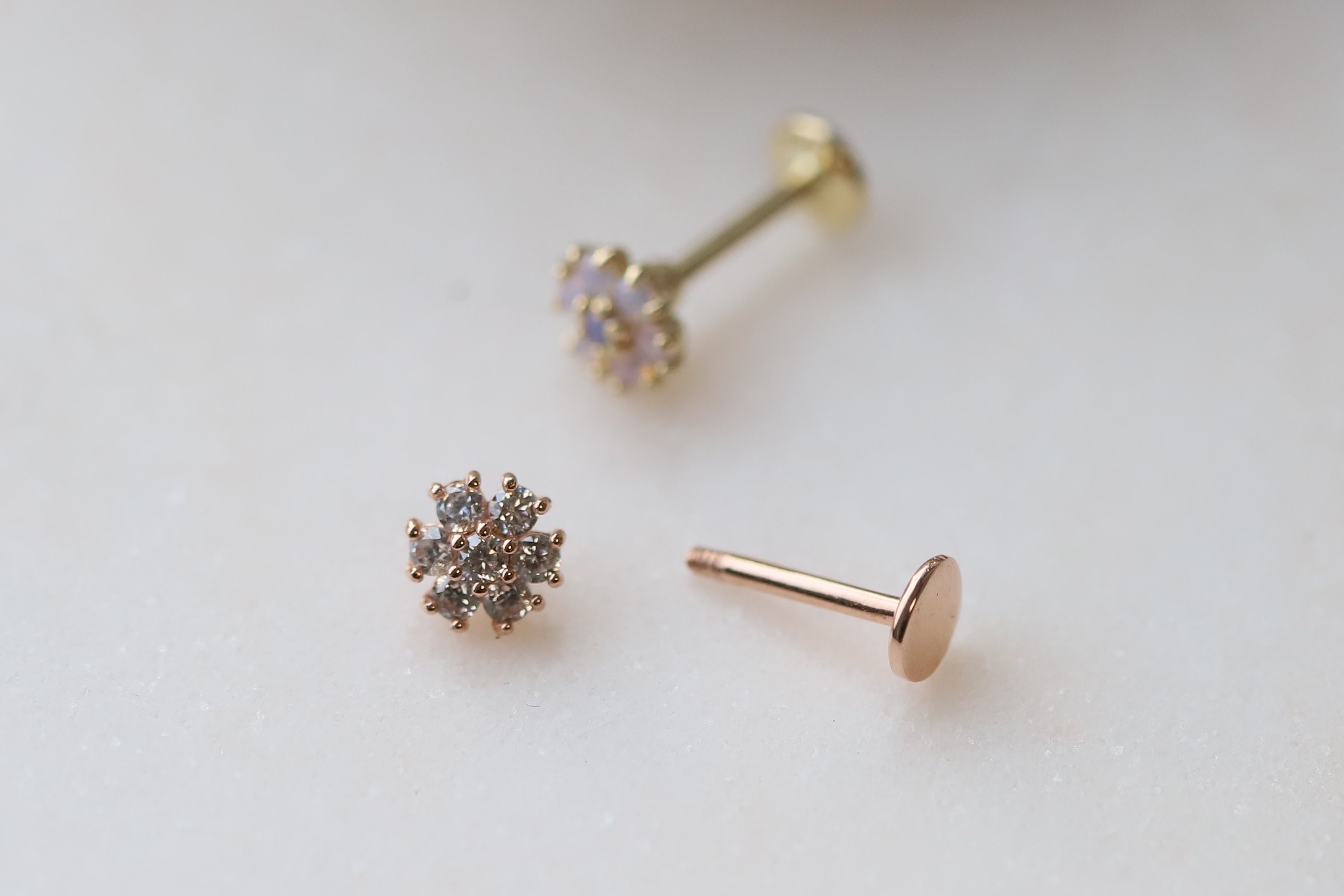 Super Tiny Flower 18 Gauge Flat Back Labret Piercing,delicate Gold ...
