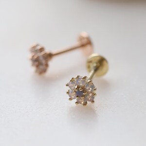 Super Tiny Flower 18 Gauge Flat Back Labret Piercing,delicate Gold ...