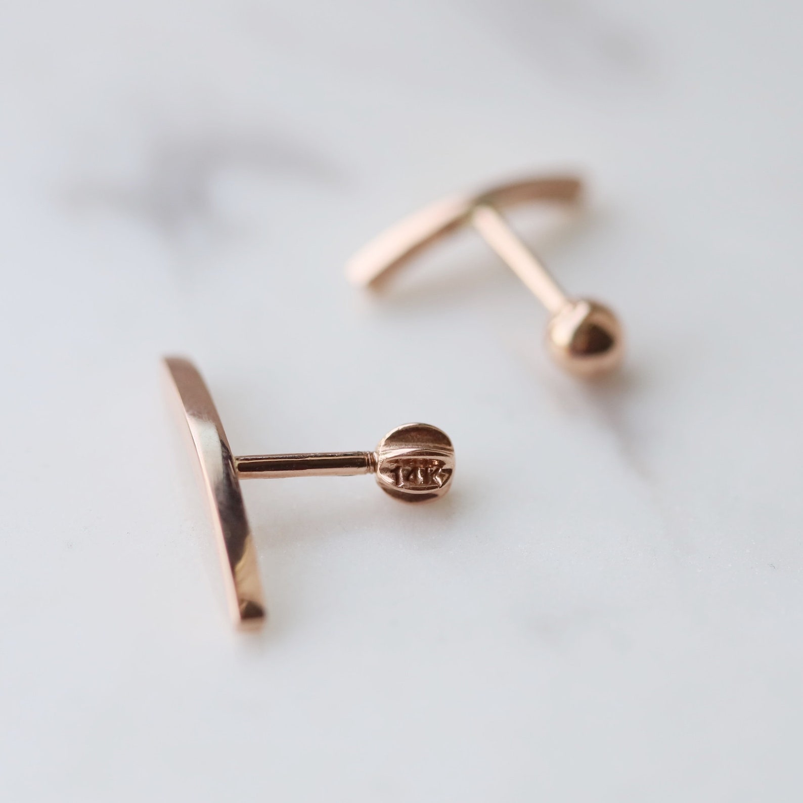 14K Gold Curve Shaped Screw Back Earringsouter Conchsmile - Etsy