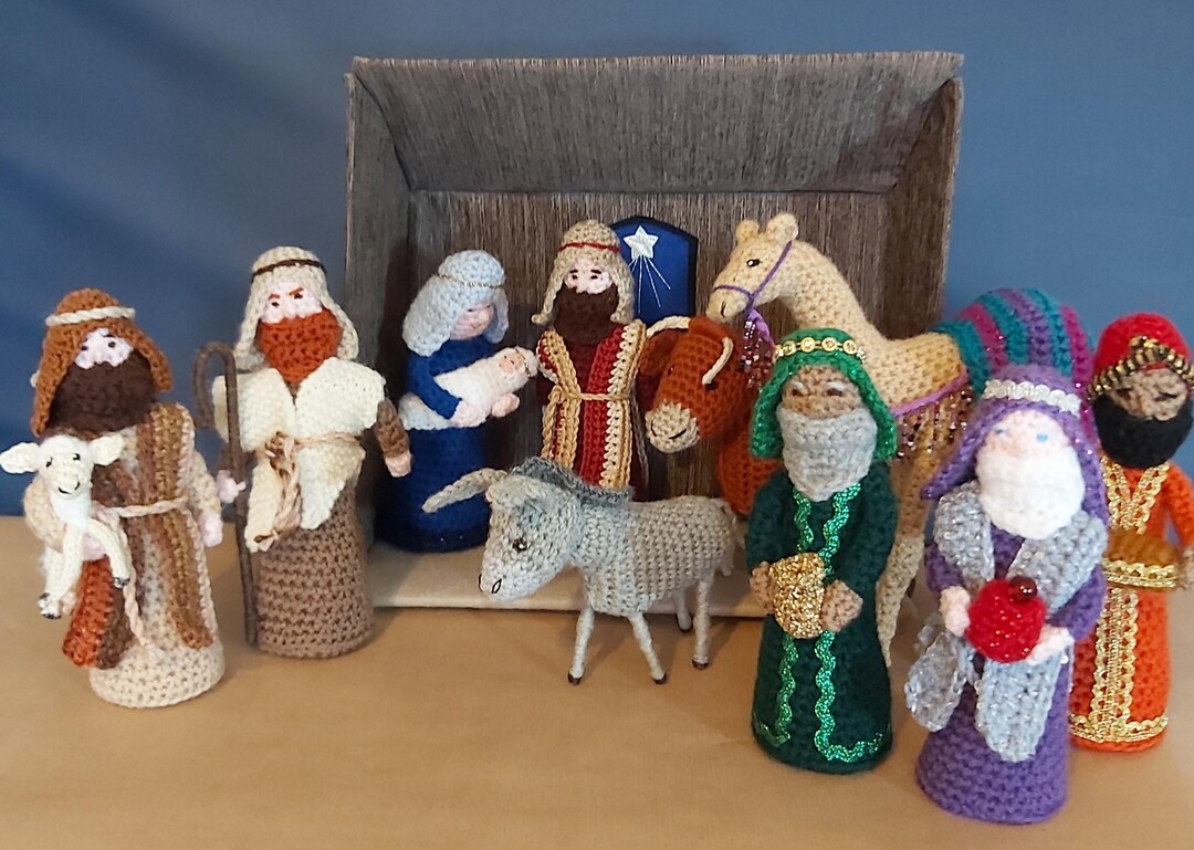 Nativity Set With Stable, Donkey, Ox, Camel and All Figures Including a ...