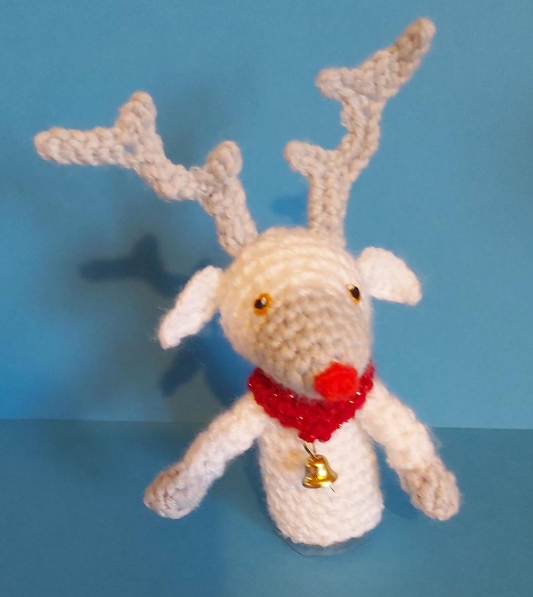 Rudolf the Red-nosed Reindeer Finger Puppet in White With a Red Collar ...