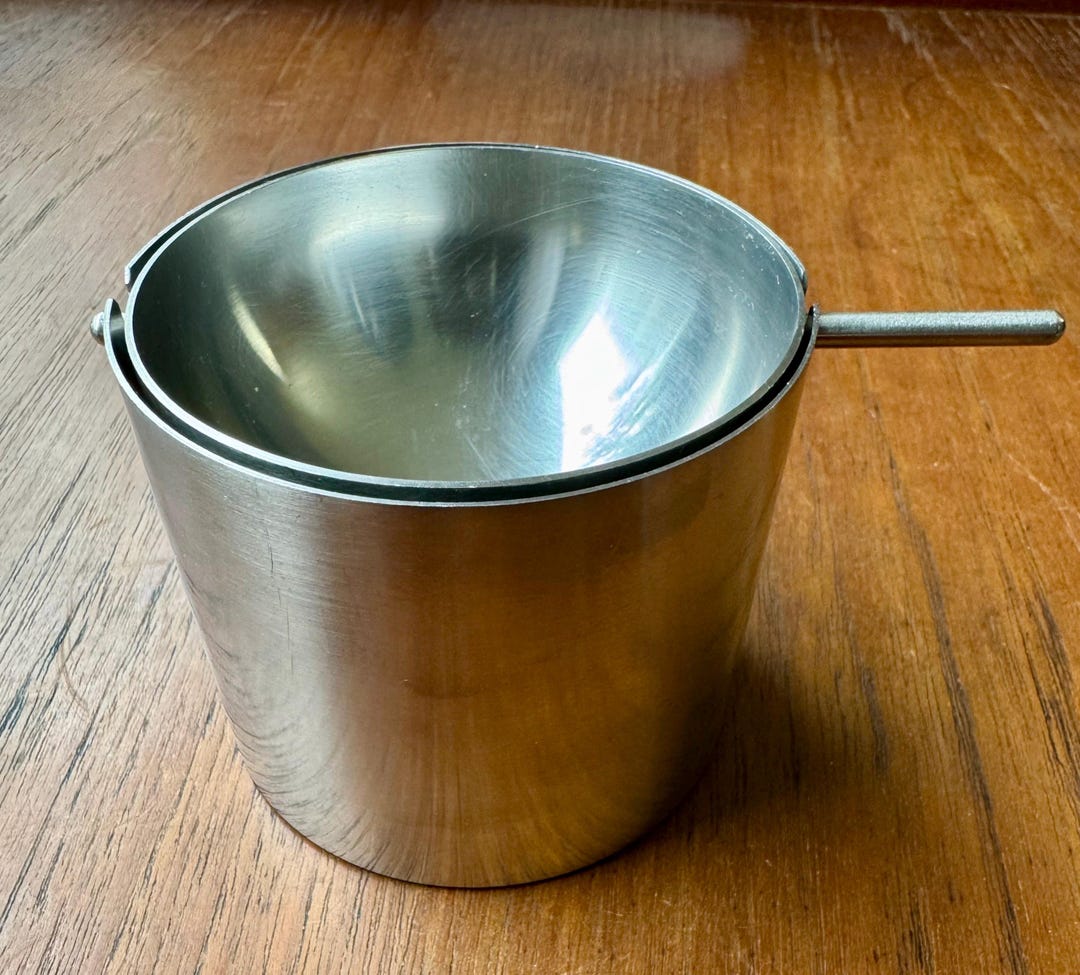 TIP ASHTRAY / ASHTRAY *stelton* Ø 7.5 Cm - Design Arne Jacobsen Vintage ...