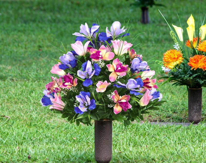 Spring Cemetery Arrangement, Cemetery Arrangement With Lilies, Cemetery ...