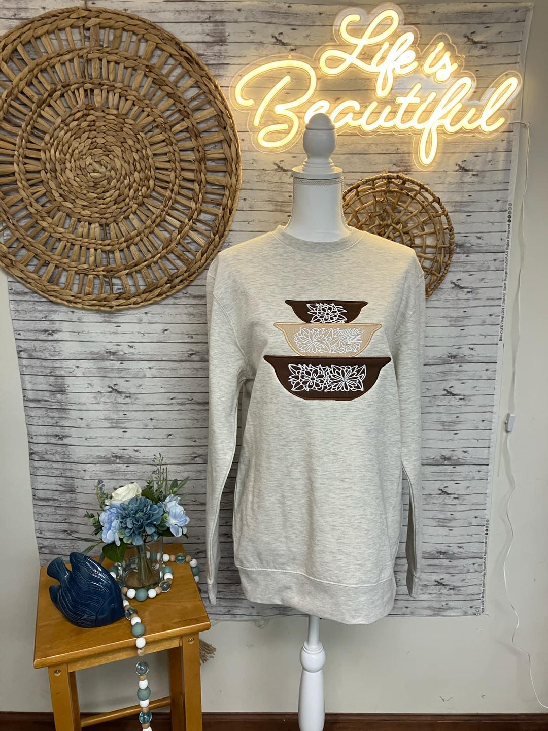 Vintage Pyrex Bowl Applique Shirt, Pyrex, Pyrex Shirt, Girl Gift, Women ...