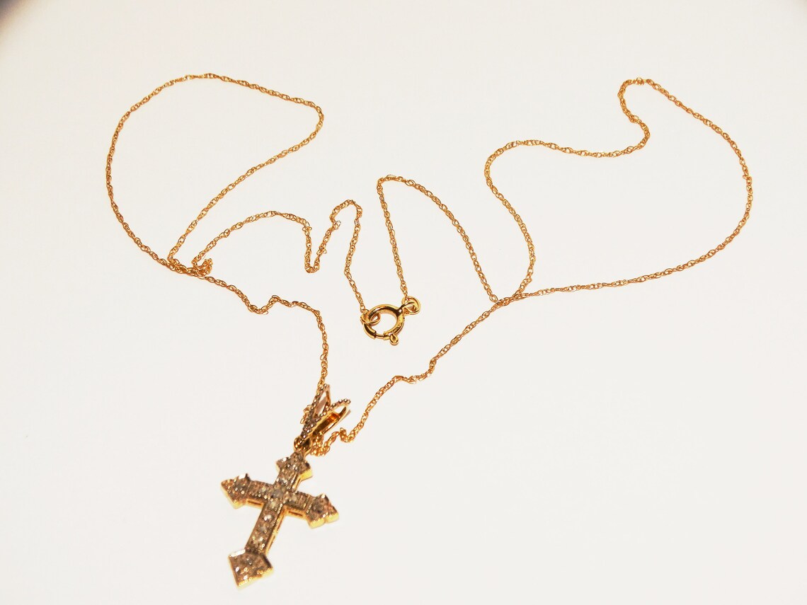 10k Yellow Gold Hallmark Chain/genuine Small Sparkly Diamonds Cross ...