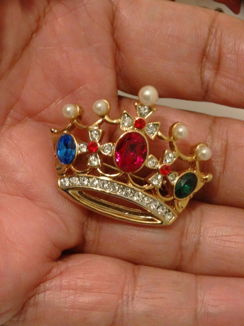 Gold Tone Crown Brooch. | Etsy