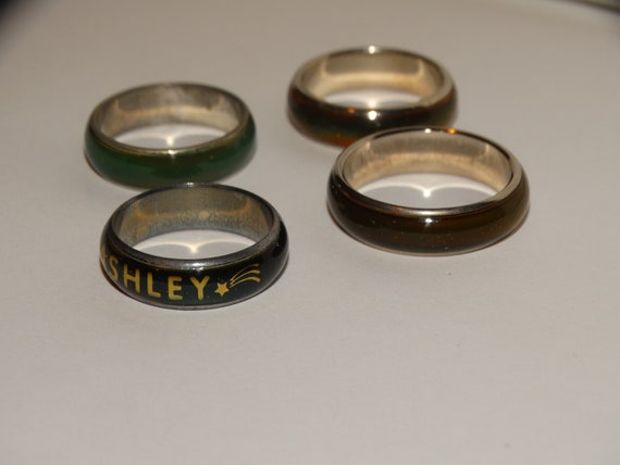 Mood Color Changing Rings. - Gem