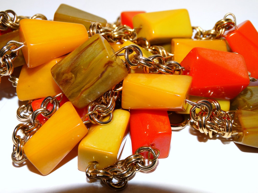 Lucite/bakelite 60" Large Necklace Heavy 169 Grams, Imposible to Find ...