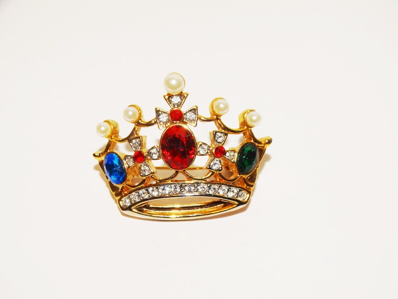 Gold Tone Crown Brooch. - Etsy