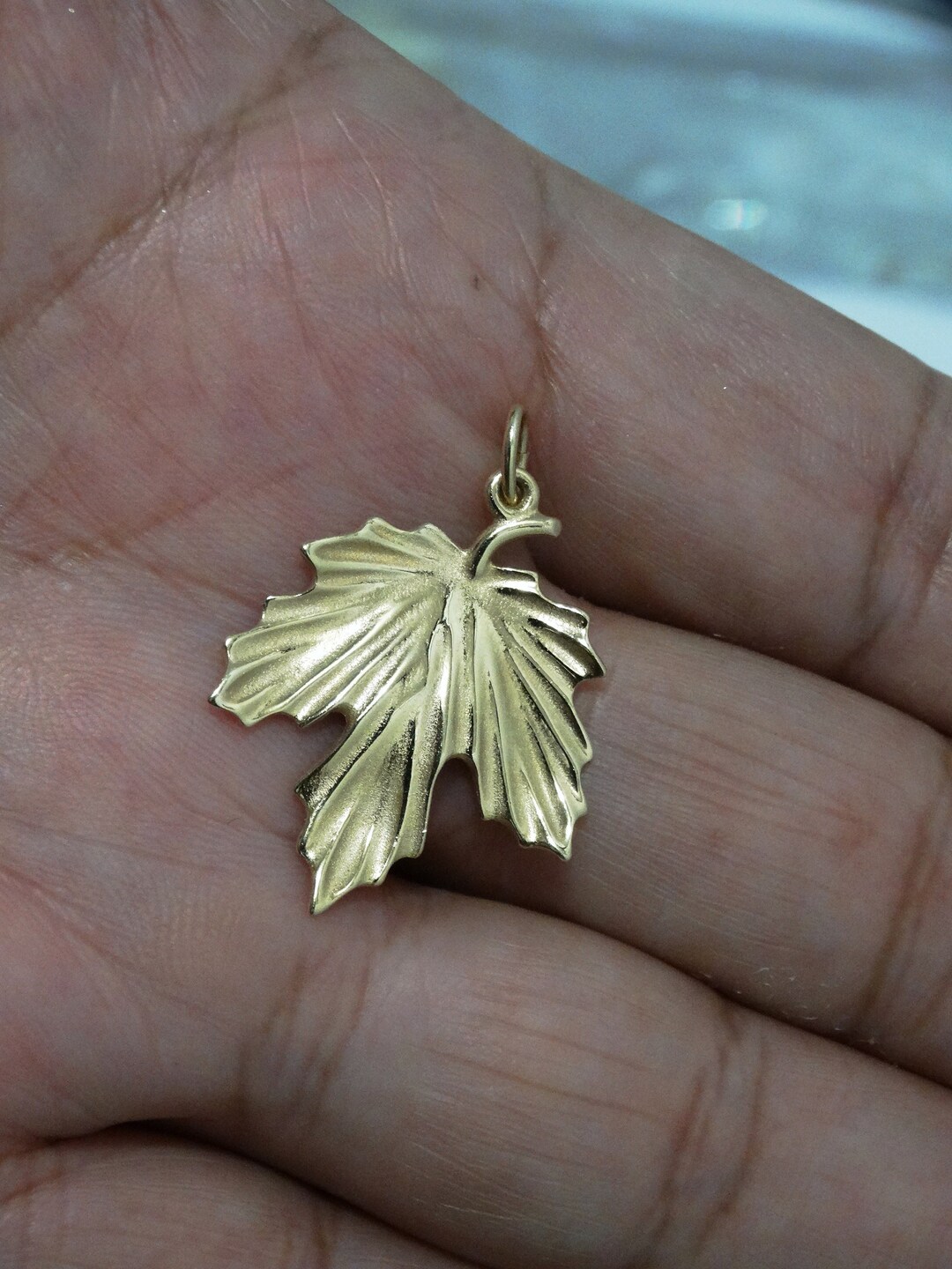 James Avery 14k Gold Fall Maple Leaf Pendant. - Etsy