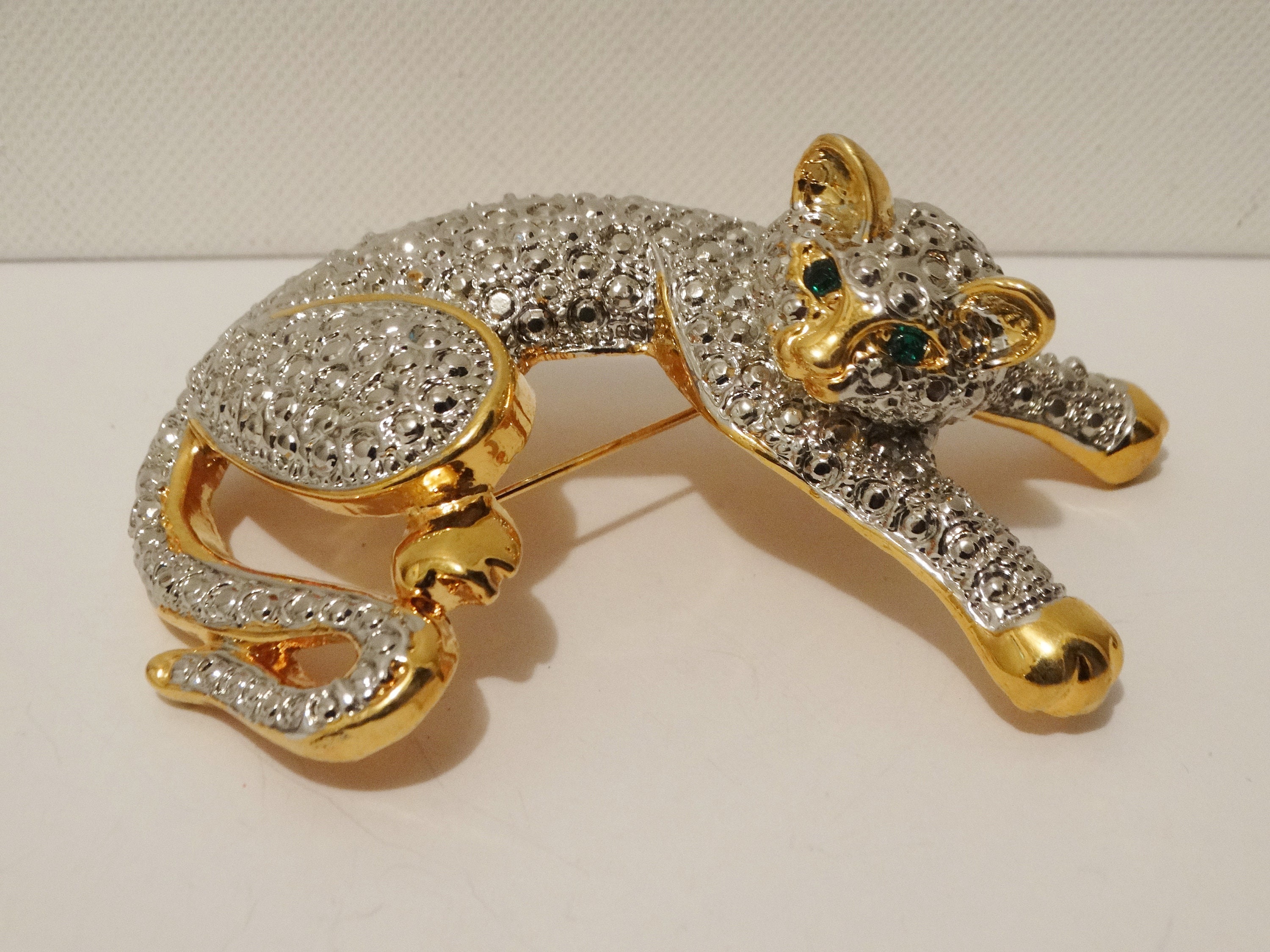 Large Gold Plated Cat Brooch W/green Eye White Rhinestne. - Etsy