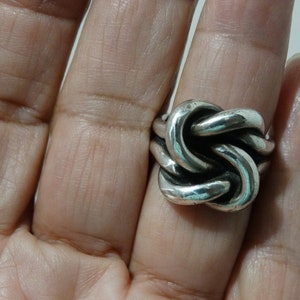 Extremely RARE James Avery Sterling Large & Heavy Love Knot Ring. - Etsy