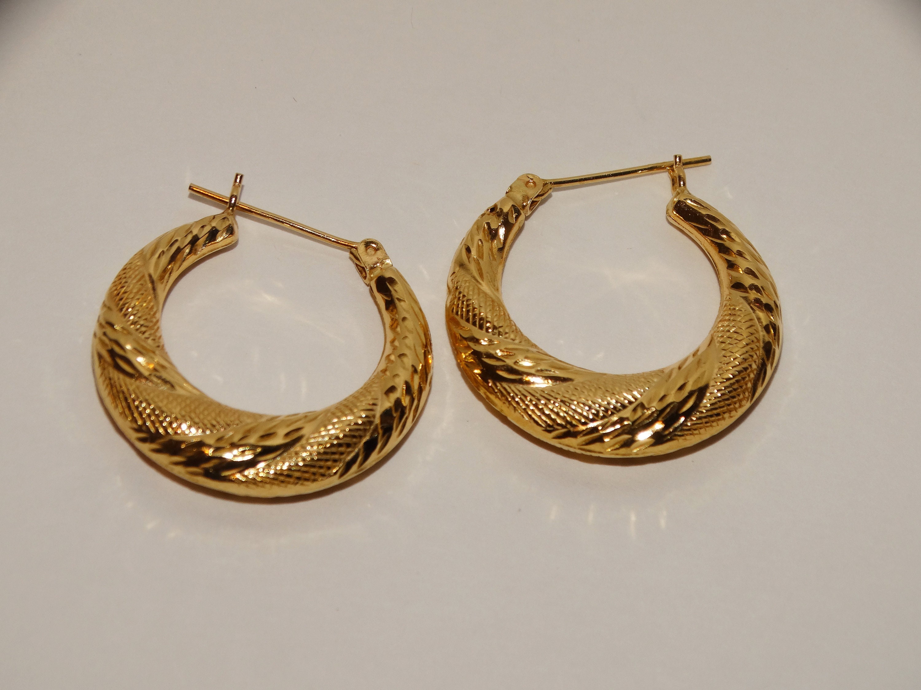 3 gram gold hoop earrings store