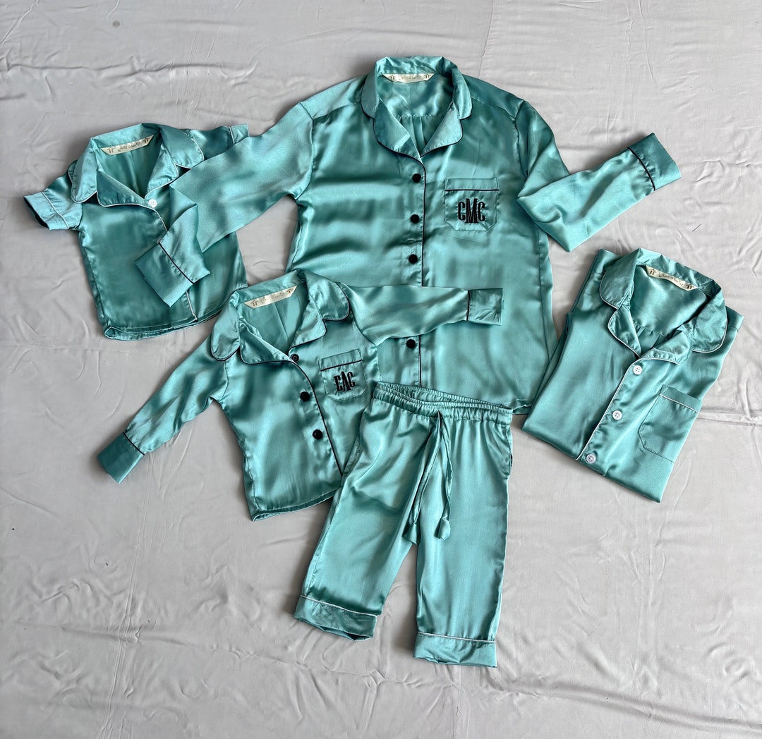 Green Satin Matching Bridesmaid Pajamas Shirt Short Pant Set for Bridal ...