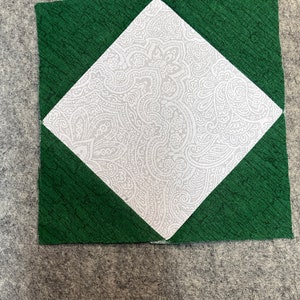 Step-by-step Beginner Square in a Square Exploding Quilt Block Tutorial ...